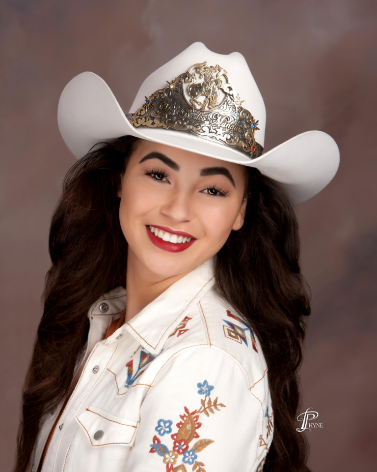 Rodeo Royalty – MandanRodeo